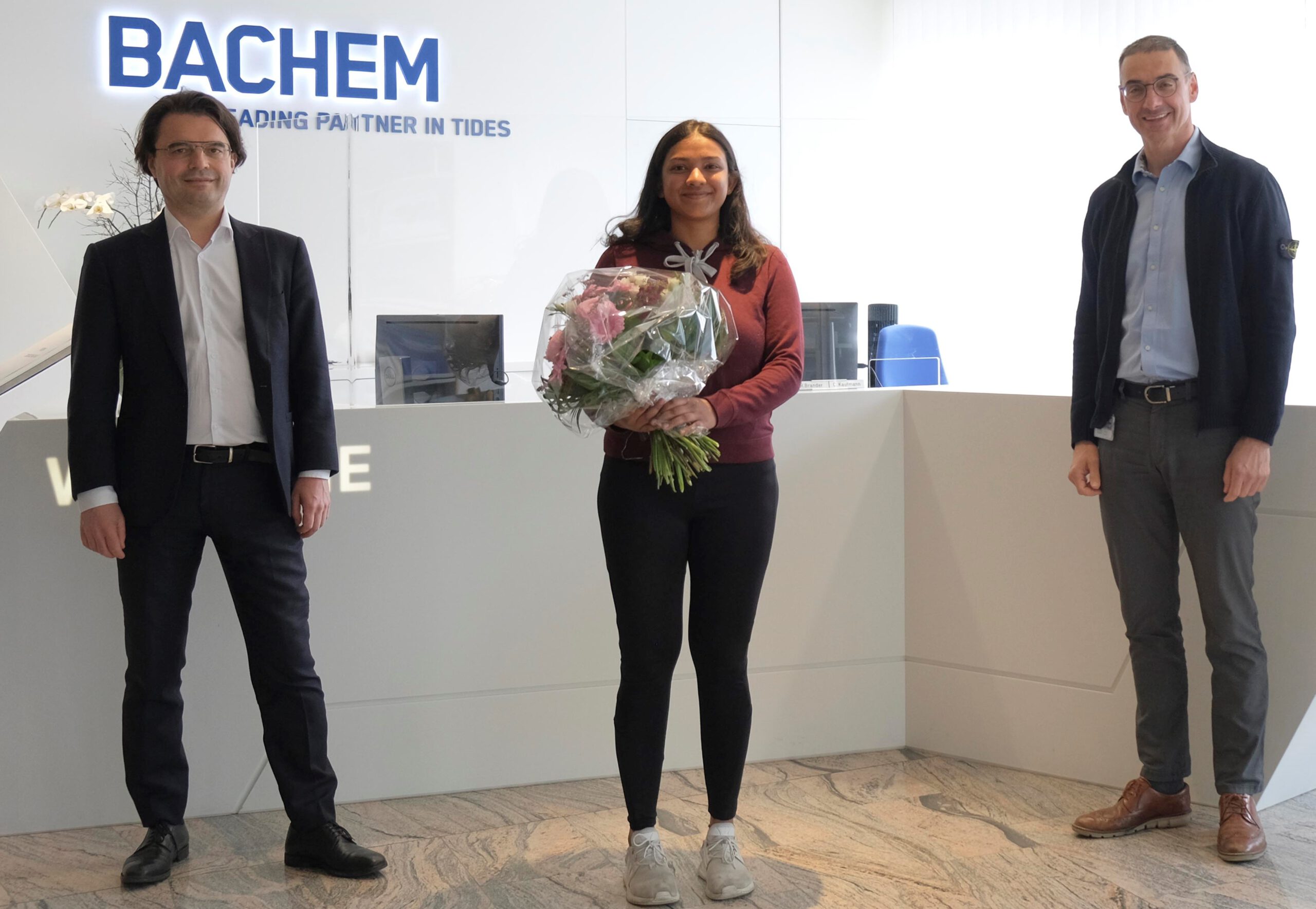 FE News | Bachem celebrates the hire of its 1000th employee at the ...