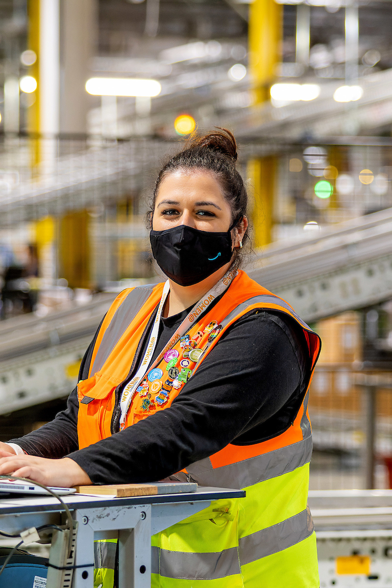 FE News | Amazon expands UK apprenticeship programme with 1,500 new ...