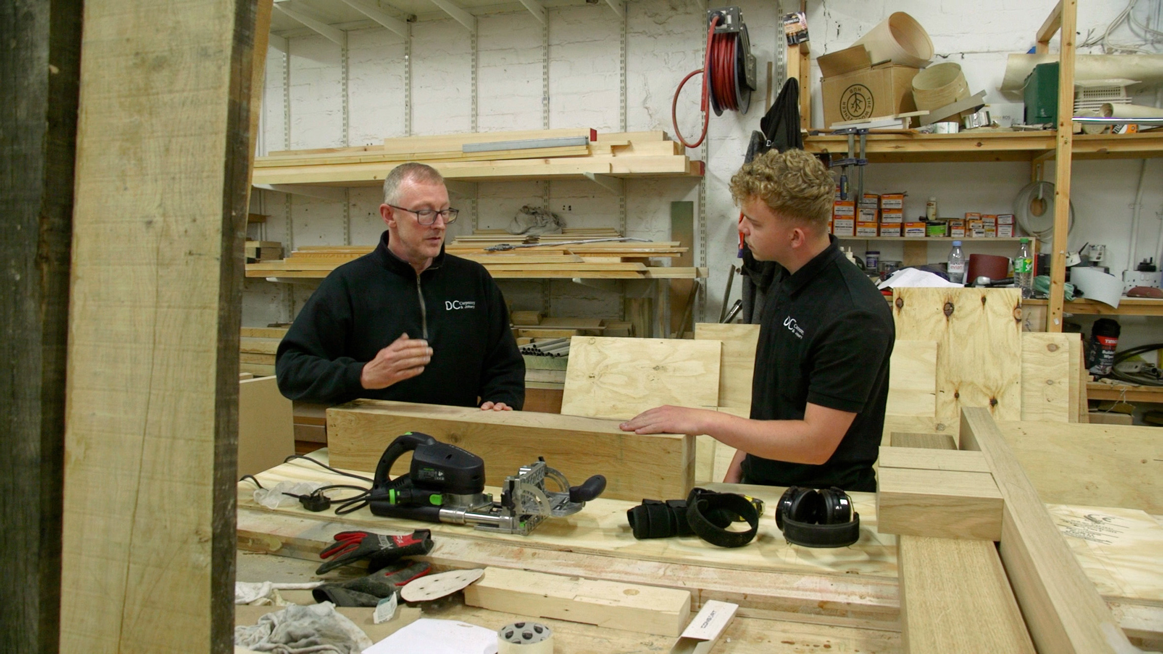 FE News | Bilingual Apprenticeship Ambassador crafting a carpentry career