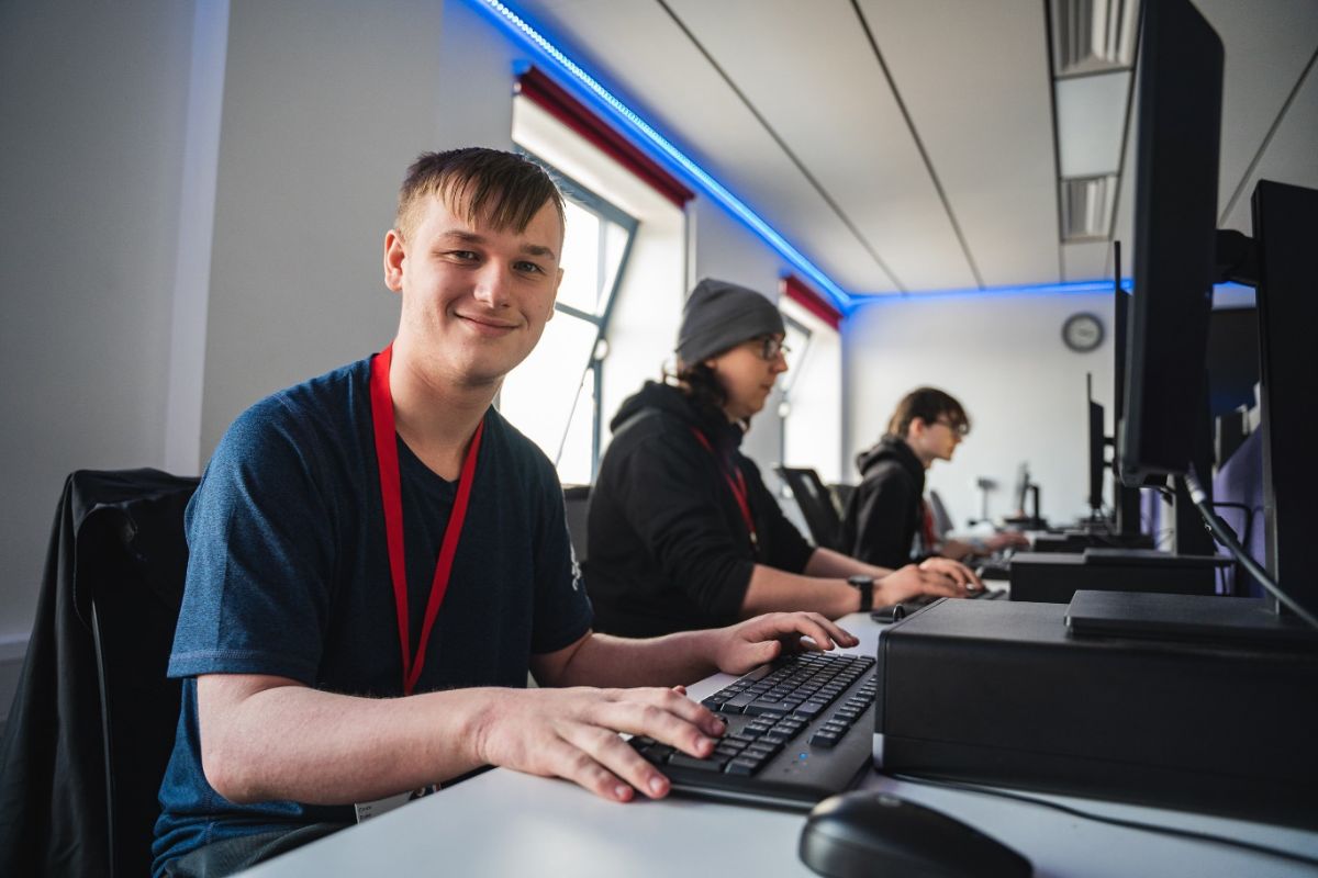 FE News | Barnsley College to introduce new university-level courses at ...