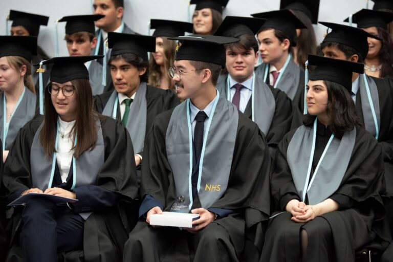 FE News | ACS Hillingdon students celebrate superb exam results