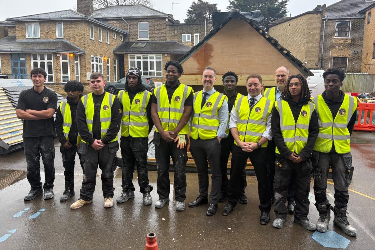 FE News | London’s Build Academy welcomes Minister for Industry